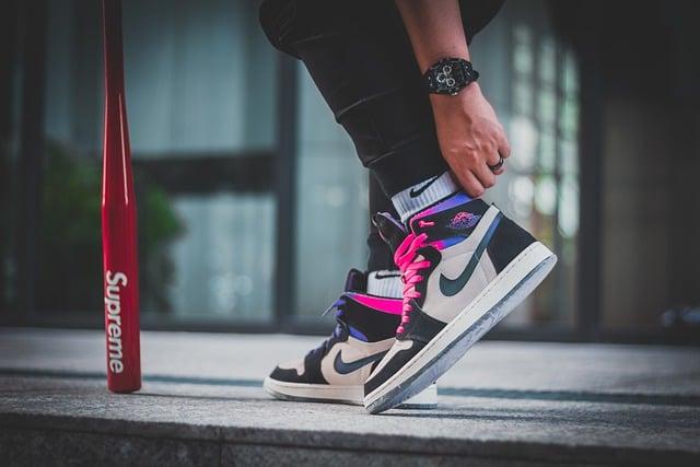 Nike Performance Cart Bag Review: Athletic Excellence » GolfGearDirect.blog